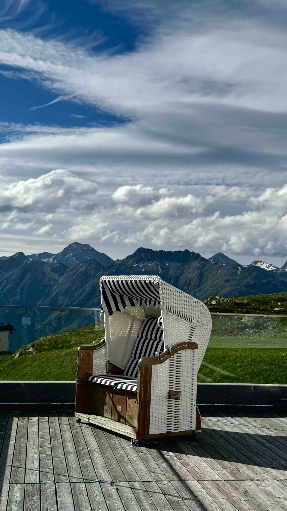 Lake Como to St. Moritz: How to Travel Best