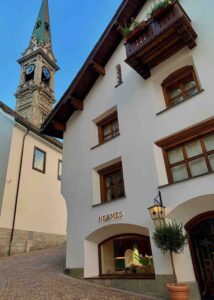 Lake Como to St. Moritz: How to Travel Best